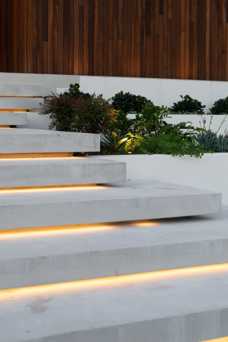 Greenwich Floating Stairs | Holcim Geostone