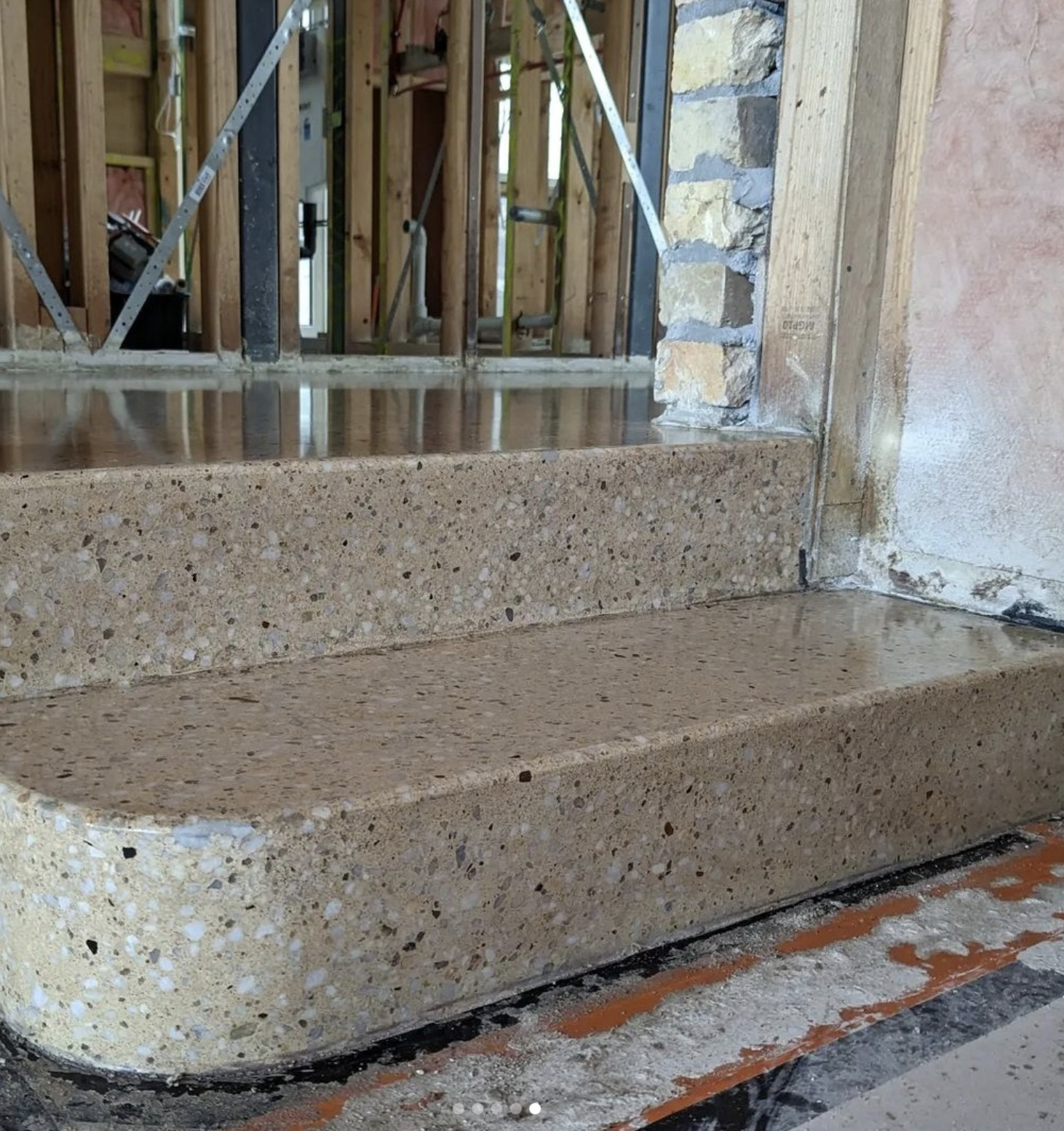 Calypso Polished/Honed | Holcim Geostone